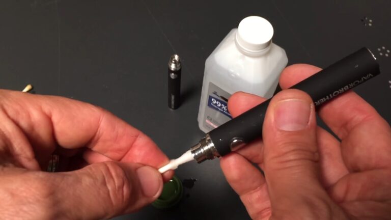Vape Pen Not Charging Green Light - How To Fix It - Dr. Tan and Partners