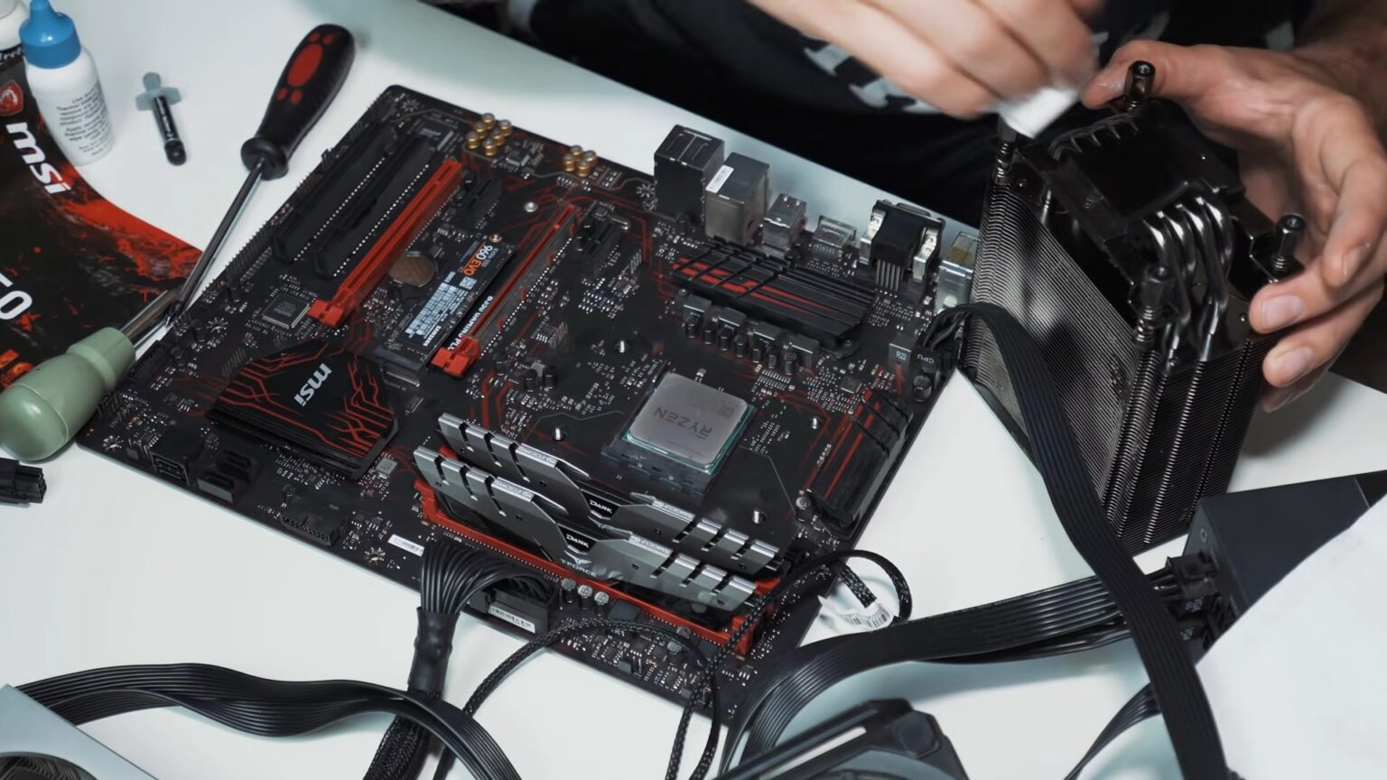 How To Tell If CPU Is Dead? Know All The Signs and Reasons