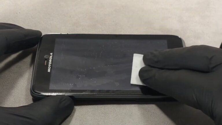 5 Potential Methods on How to Remove Liquid Screen Protector Safely ...