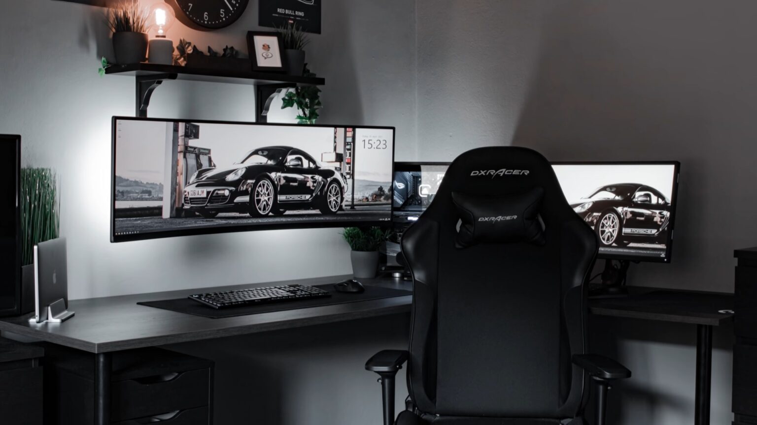 34 Unique Black And White Gaming Setup Ideas With Accessories In 2024 ...