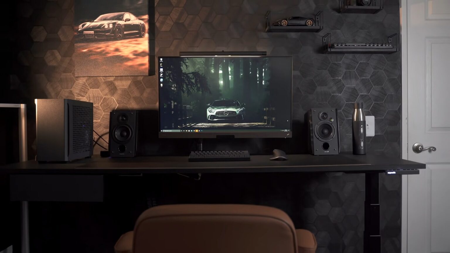 34 Unique Black And White Gaming Setup Ideas With Accessories In 2024 ...